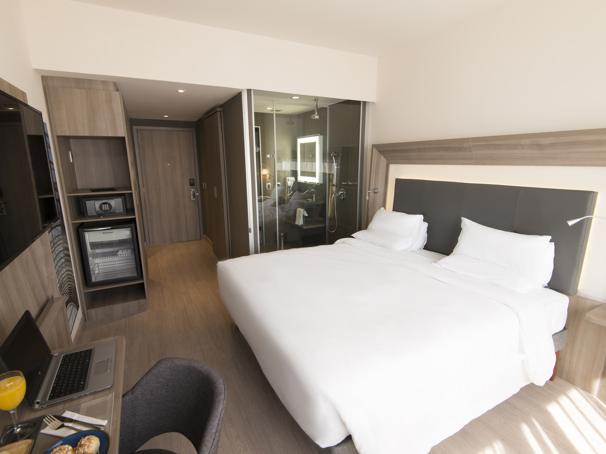 Inauguração Novotel Berrini em São Paulo - Casa das Amigas