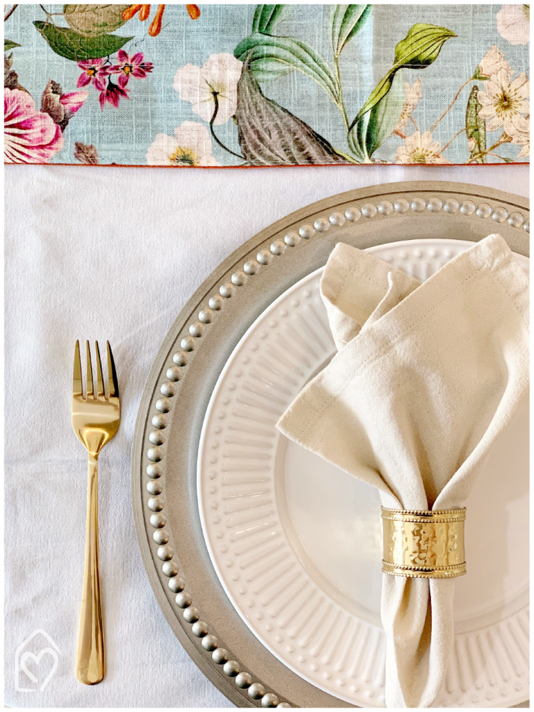 Mesa posta de almoço pro fim de semana - Casa das Amigas