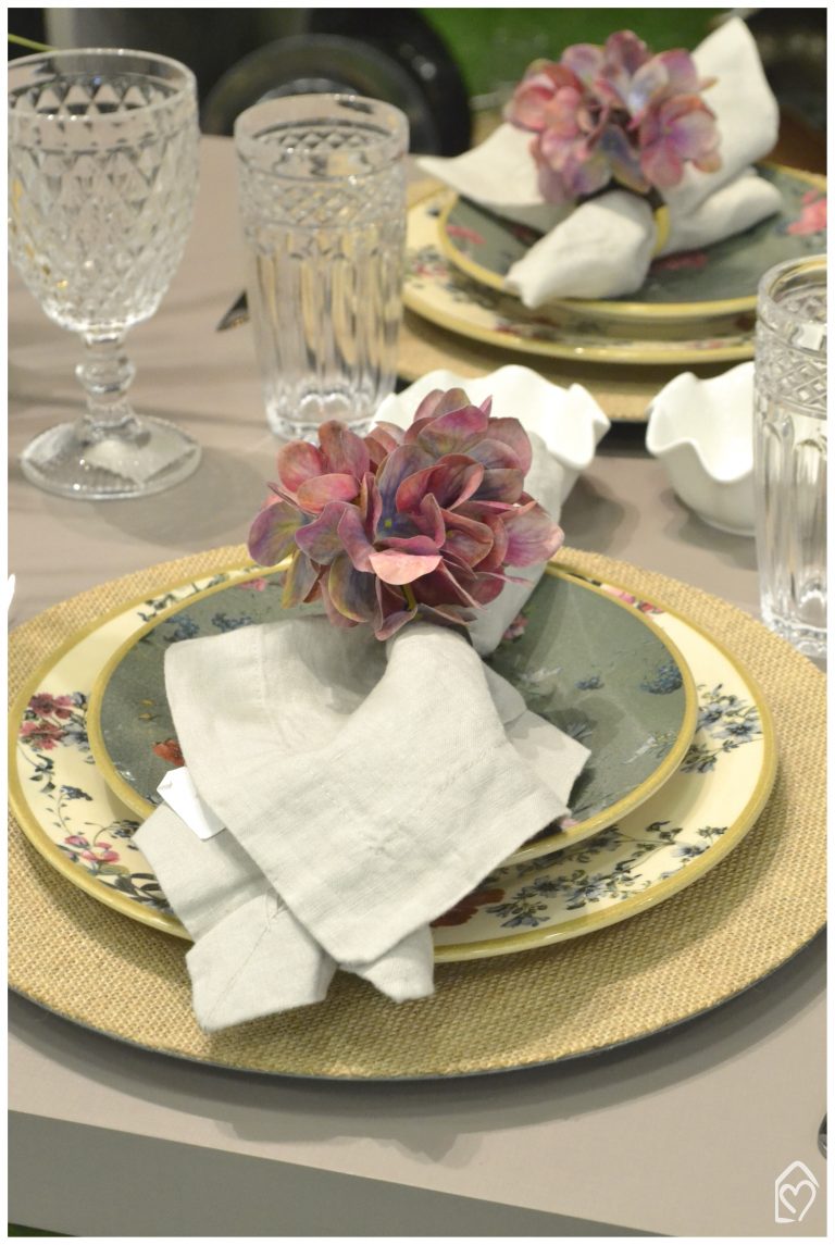 Mesa posta de almoço | CDA + Cazaro Home - Casa das Amigas